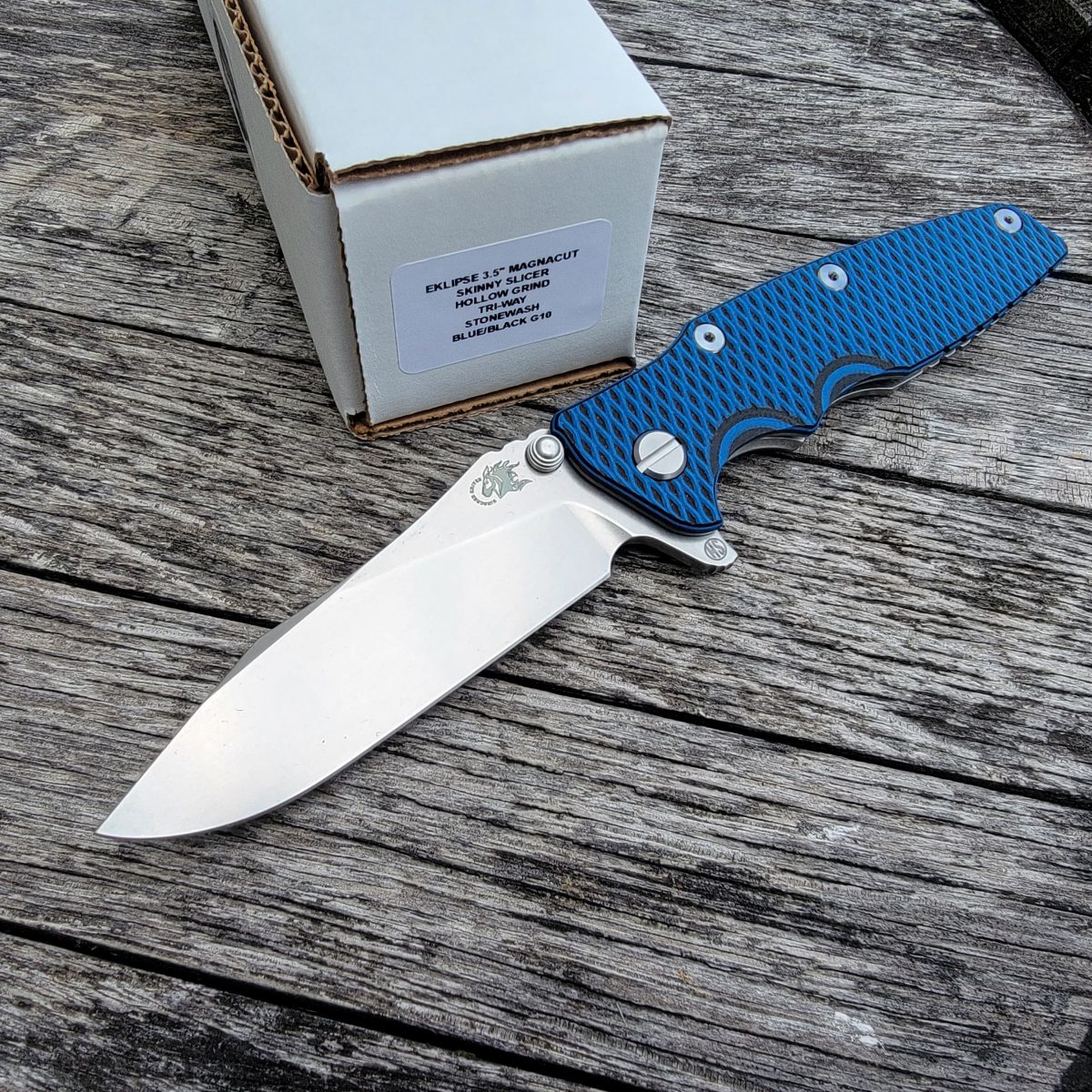 Rick Hinderer Blue Black G10 Stonewash Eklipse 3.5" Skinny Slicer-Hollow Ground-Magnacut | Red ...